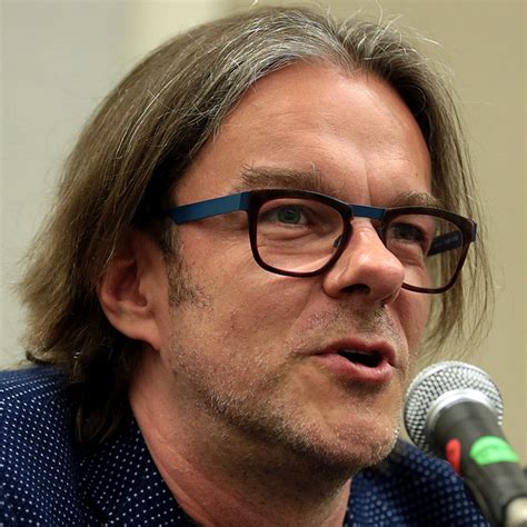 Biographie Sylvain Neuvel Romancier Futura Sciences