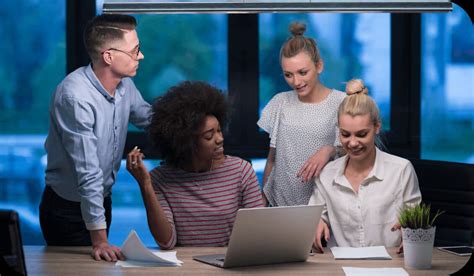 About Us — Savvy Programmers