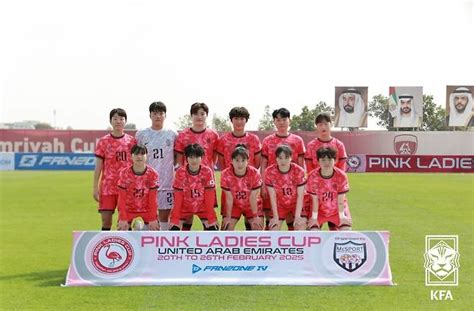 ‘신상우호 여자 축구 3연패 뒤 첫 승우즈벡 3 0 완파→친선 대회 우승 도전