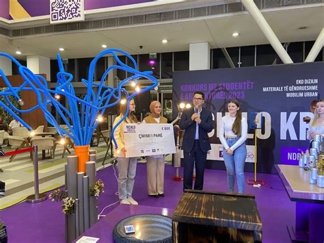 Studentët E Ut Së E Fituan Vendin E Parë Dhe Të Dytë Në Konkursin