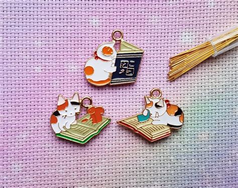 Eevee Needle Minder Set Enamel Needle Minder Anime Needle Minder Game Needle Minder Niedlich