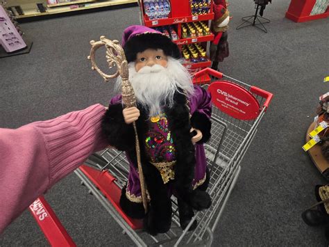 The New Cvs Joyward Christmas Collection Has Luxe Decor And Ts Hip2save