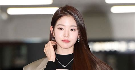 아이브 장원영 얼굴은 애기 분위기는 여신[포토엔hd]