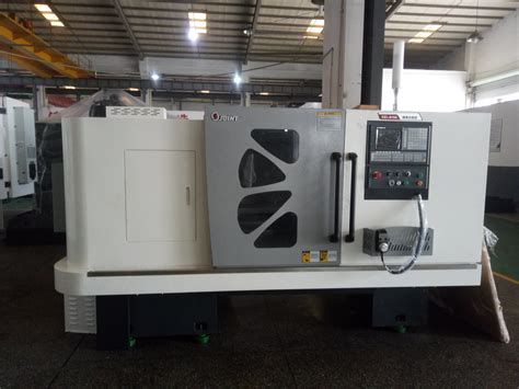 CNC Lathe Machine Tools For Strong Cutting Processing Ck6150 CNC Turning Lathe Machine And