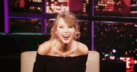 Post A Picture Of Taylor Laughing Props Taylor Swift Answers Fanpop