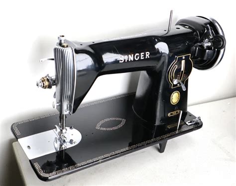 Antique Vintage Italian Made Singer 15m Sewing Machine 15k Vtg 15 201k