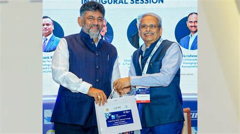 ಅಭಿವೃದ್ದಿಯಲ್ಲಿ ಕರ್ನಾಟಕ ಬೆಂಗಳೂರು ಇಡೀ ದೇಶಕ್ಕೆ ಮಾದರಿ ಡಿಸಿಎಂ ಡಿಕೆ ಶಿವಕುಮಾರ್‌ Karnataka