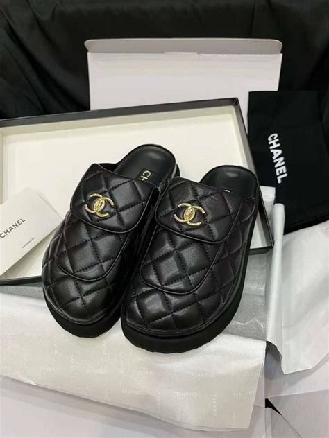 Сабо — ціна 5990 грн у каталозі Сабо Купити жіночі речі за доступною ціною на Шафі Україна