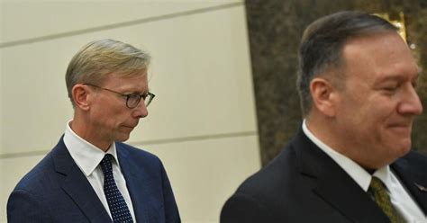 آیا برکناری برایان هوک به دلیل شکست فشار حداکثری علیه ایران بود