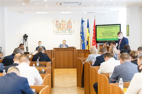 Вінницька міська рада преміювала мера та його заступників за роботу в