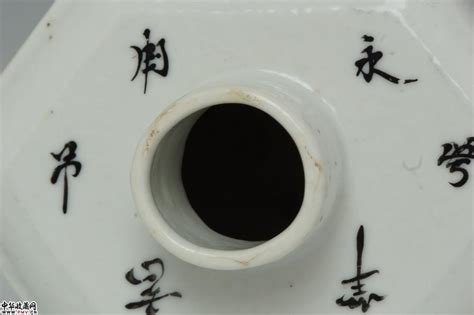 民国景德镇窑浅绛彩山水诗文六角茶叶罐 藏家展厅 收藏资讯艺术家书画家书画名人书法家 中华收藏网