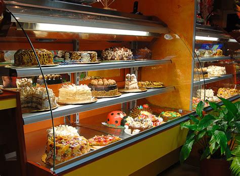 Галерия снимки Сладкарница Лучия Официална страница в Grabo Bg