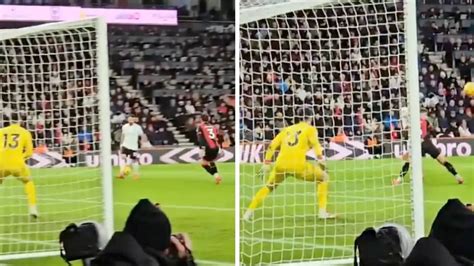 ဆာလာ မကန်ခင်တည်းက ဂိုးမယ်ဆိုတာ ကြိုသိနေတဲ့ ဘုန်းမောက်ပရိသတ် Liverpool Thadin