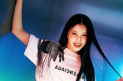 Nmixx Kyujin SoÑar Breaker Break Icon Pop Albums Photoshoot