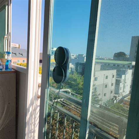 베란다 아파트 거실 외부 이중창 사무실 유리창 닦기 창문 로봇청소기 내돈내산 후기 네이버 블로그