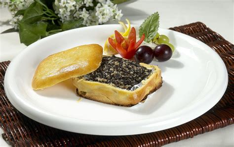 黑松露焗银鳕鱼 中国菜系 食品餐饮 摄影素材 汇图网www huitu