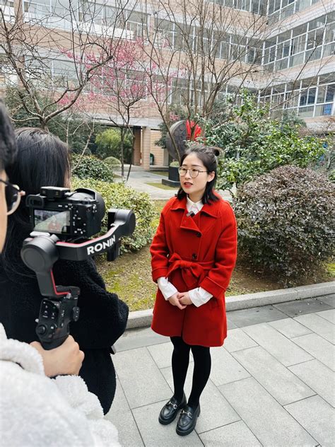 20230301 最美职教生 2004班周欣怡 电信系bbs