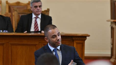 Ненков ГЕРБ Правителството трябва да бъде с ясно изразено мнозинство Новини бг