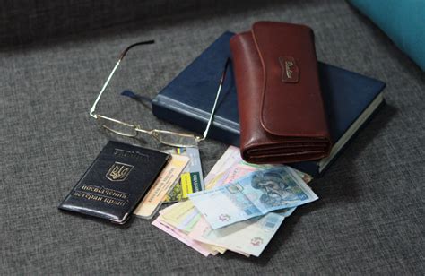 Пенсії для ВПО та українців за кордоном будуть платити за новими правилами Читайте на Ukr Net