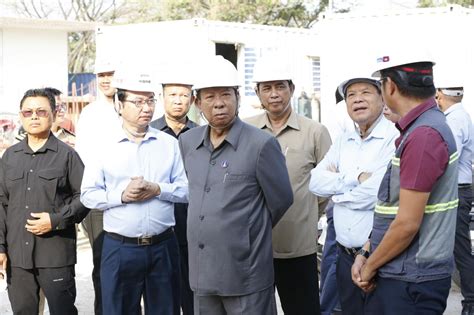 សម្ដេចពិជ័យសេនា ទៀ បាញ់ បន្ដជំរុញការសាងសង់ភូមិកីឡា និងការរៀបចំទីលានប្រកួតគ្រប់ប្រភេទកីឡា