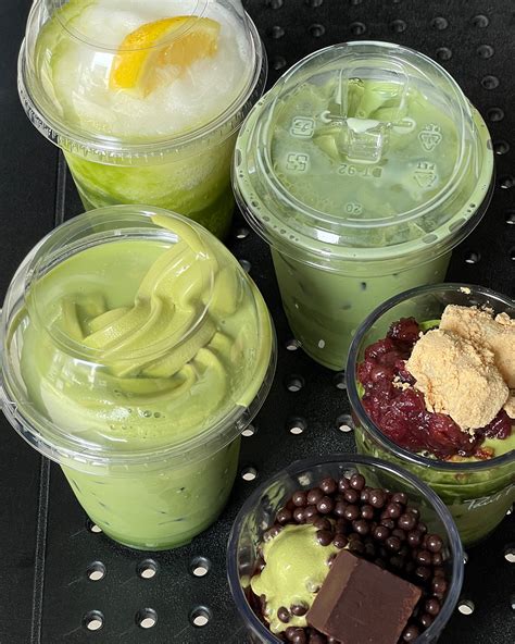 폴 바셋 Paul Bassett 폴 바셋 신제품 녹차 바스크 치즈 케이크 3월 4일 녹차바스크치즈케이크 가 출시됩니다 꾸덕한 치즈케이크에 제주 녹차를 더해