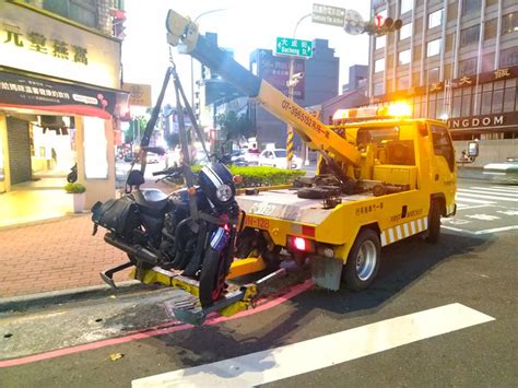 高雄道路救援拖吊車服務汽車故障拖吊 道路救援第一汽車拖吊行