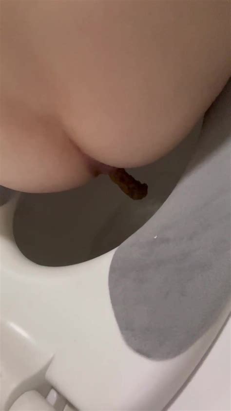 Not Too Liquid Diarrhea From A Fedom Selfie Backward ThisVid