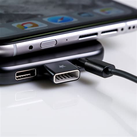 Unraveling USB C And Lightning A Comprehensive Guide