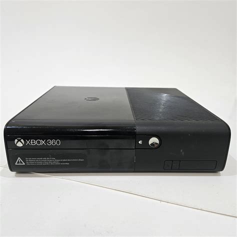 Microsoft Xbox 360 E Model 1538 Bundle With 2 Controllers 3 Gb 10 Games