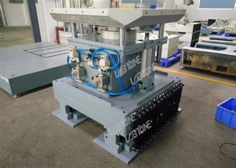 Bump Testing Machines For Electrical Products Impact Test Satisfy Jis And Iec Standard
