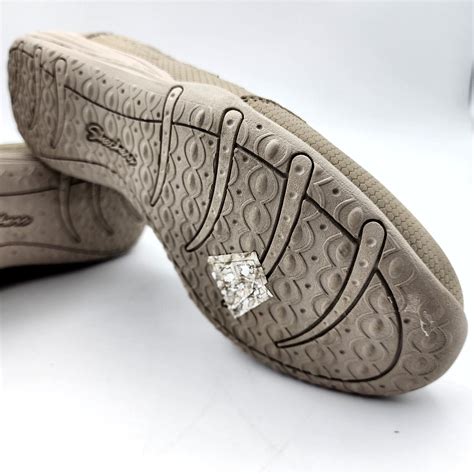 Sketchers Unity Go Big Tennis Shoes Sneakers Classic Gem