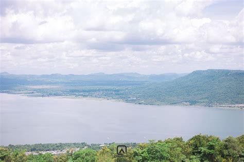 ทุ่งกังหันลมเขายายเที่ยง จุดชมวิวโคราชที่น่าแวะมาเช็คอิน สถานที่ท่อง