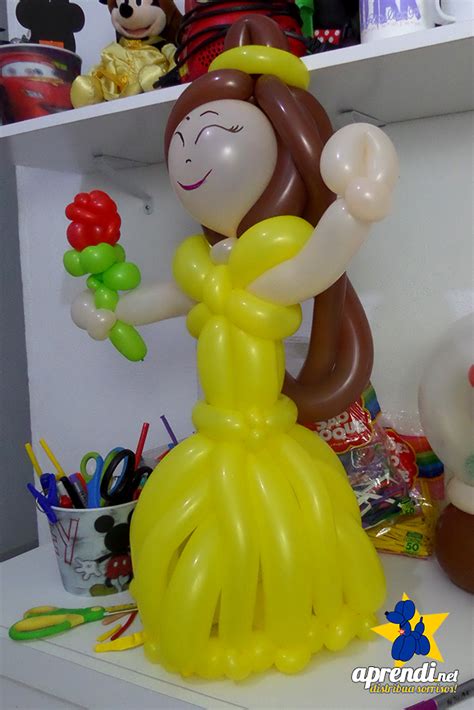 Esculturas De Balões A Bela E A Fera