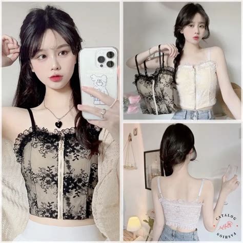 ꕥcatalog Fashionꕥ เสื้อสายเดี่ยวลูกไม้ มีซิปหน้า 2 สี ซับในสีเบจ มี