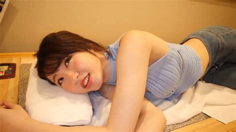 클럽에서 여자 따먹기 xHamster