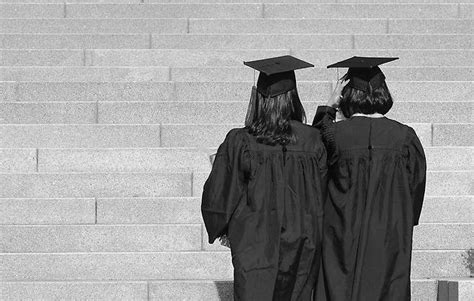 ‘80년대생부터 여성이 더 ‘고학력인데 졸업 후 고용률은