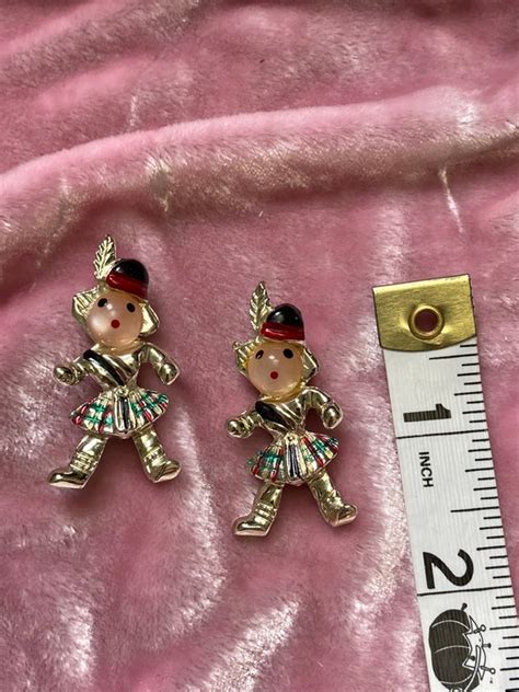 Set Of 2 Vintage 1950s Alphine Girls Matching Scatter Gem