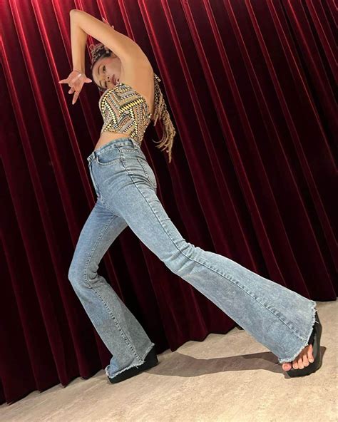 Yumiさんのインスタグラム写真 Yumiinstagram「 やっほゆみだよ🪷 フラパお疲れ様会してもらって大好きな鰻ごちそうに