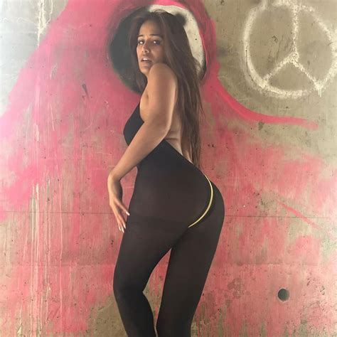Poonam Pandey Got A Bo Ld Photoshoot Done By Sticking To The Wall