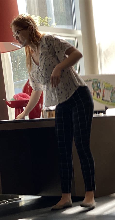 Super Sexy Leasing Office Girls In Tight Dresses Skirts Ass Forum