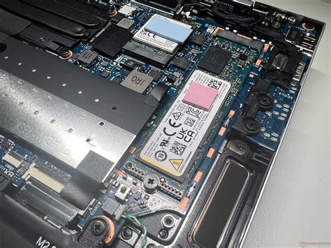 Recensione Del Portatile HP EliteBook 845 G11 Nessun Cambiamento Importante Ma Ancora Uno Dei