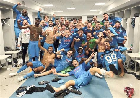 Il Napoli Vince Lo Scudetto 2022 2023 Con 5 Giornate Danticipo