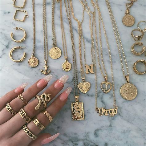 14 Accesorios De Moda Claves Para Armar Un Buen Outfit