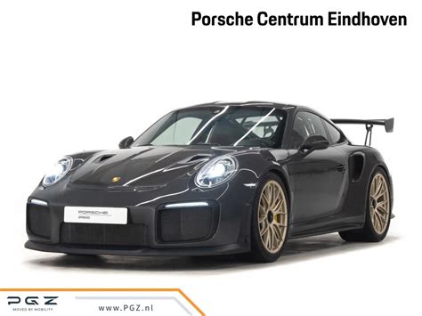 Rozen Zijn Rood Viooltjes Zijn Blauw Morris Van Esch