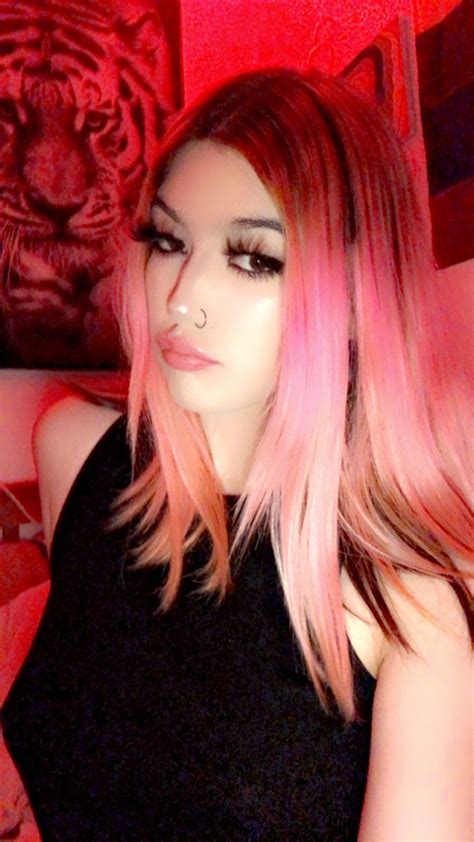 Aesthetic Red Aesthetic Red