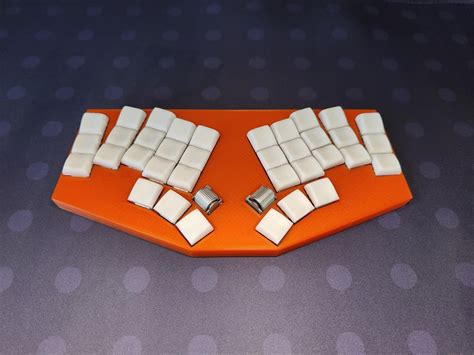 Halloween Build From Dactyl Fan Flat Keyboard For Funs Modelled By Fusion360 And Handwired 4