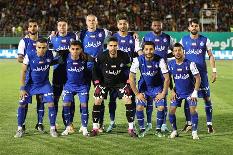 شب به اون چشمات خواب نرسه برای استقلال که این روزها زهرش در پیاله، زهرمارش در سبوست طرفداری