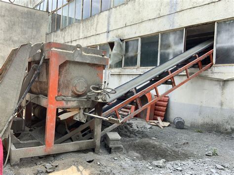 Машина за правене на тухли гр Момчилград • Olx Bg