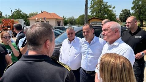 Калин Стоянов Получаваме сигнали за пожари в цялата страна на всеки 20