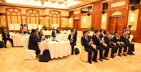 វគ្គ បណ្តុះបណ្តាល ស្តី ពី វិធីសាស្ត្រ ព្យាករណ៍ និង ការ កំណត់ ម៉ូ ឌែ ល កម្រិត មធ្យម ព័ត៌មាន